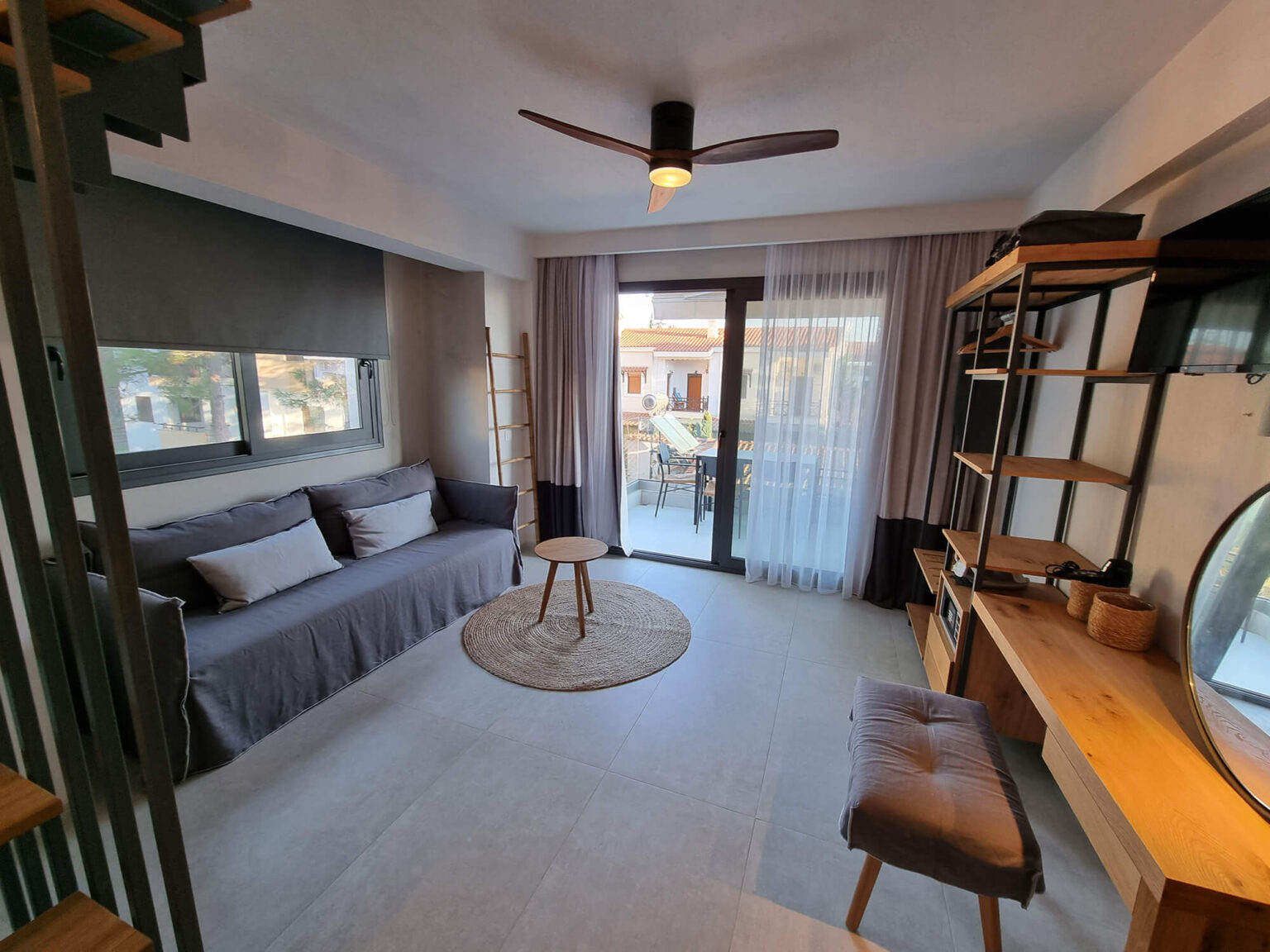 Αρχική - Ikies Suites